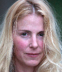 Julia Jensen - johnchao.com